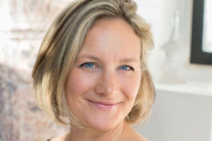 Kat Farrants: The Meaning of Life — Just connect… – Excellence Reporter